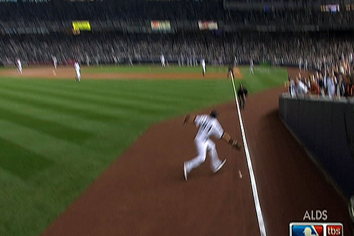 Joe Mauer's 1st and 2000th hit side by side (MLB Cut4). : r/minnesotatwins